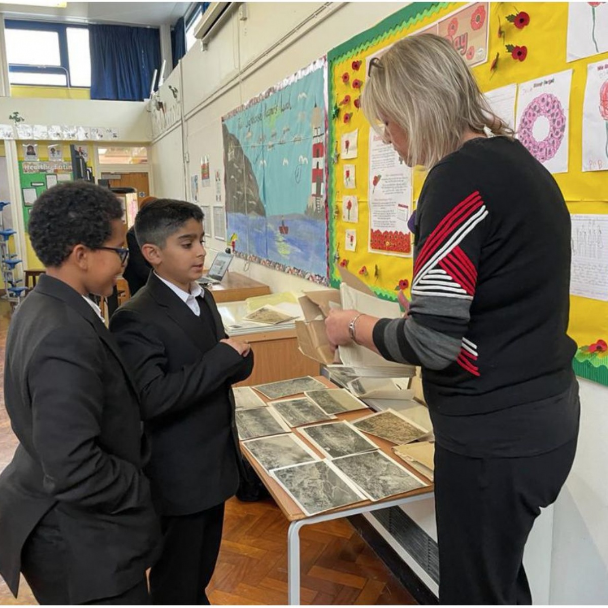 Brookside Primary - Remembrance Day